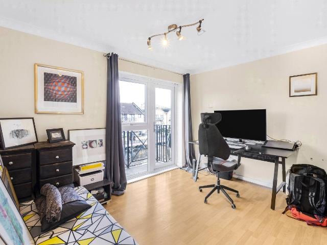 Apartment at Whiteadder Way, Greater London