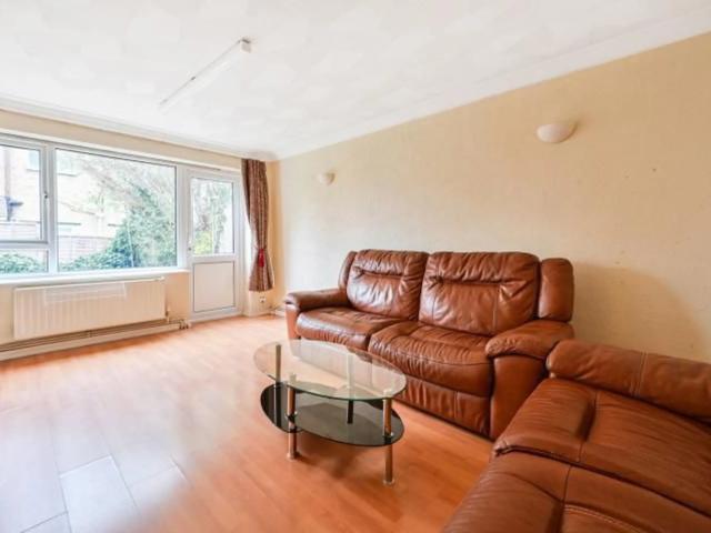 Apartment at Whitechapel High Street, Greater London