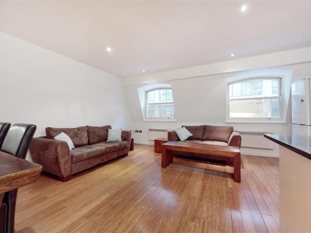 Apartment at Whitechapel High Street, Greater London
