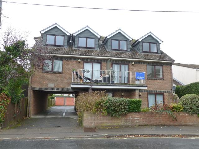 Apartment at Whitefield Road, New Forest