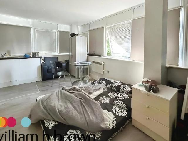 Apartment at Whitehall Road, Colchester
