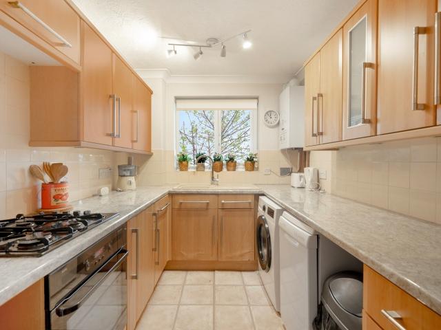 Apartment at Whitehaven Close, Greater London