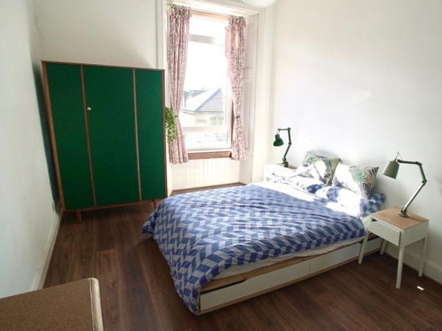 Apartment at Whitehill Street, Glasgow