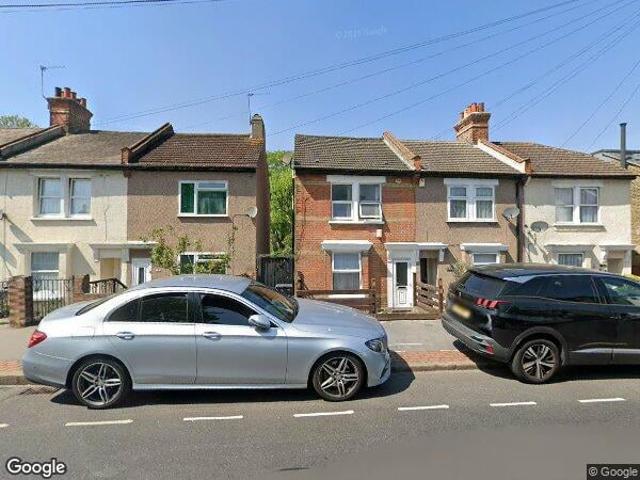 Apartment at Whitehorse Road, Greater London