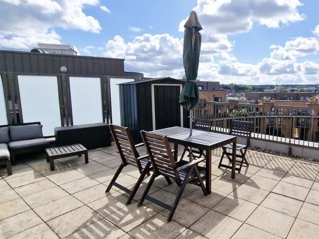 Apartment at Whitestone Way, Greater London