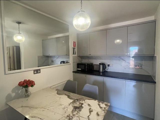 Room at Whitton Avenue East, Greater London