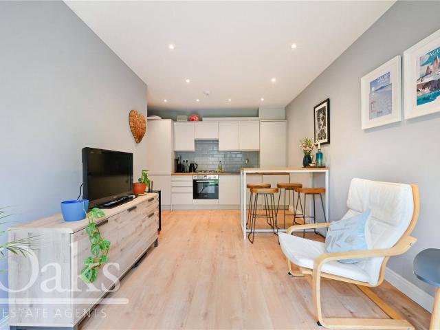 Apartment at Whitworth Road, Greater London