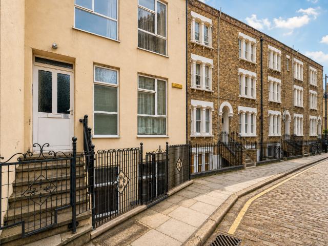 Apartment at Wicklow Street, Greater London