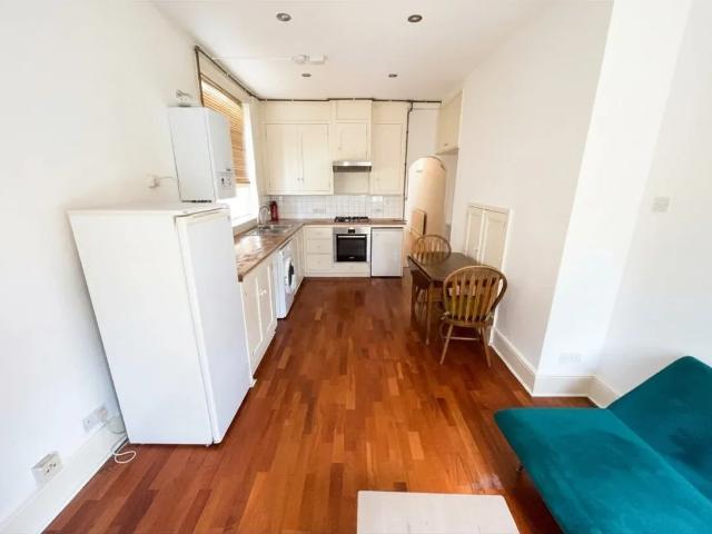 Apartment at Widley Road, City of Westminster