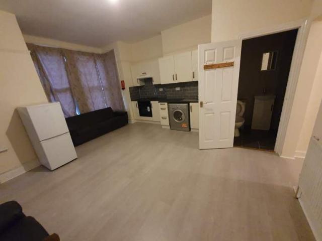 Apartment at Wightman Road, Greater London