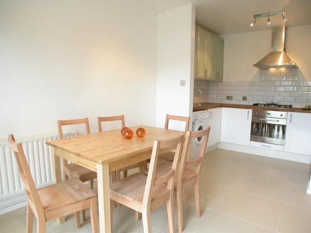 Apartment at Wilderness Mews, Greater London