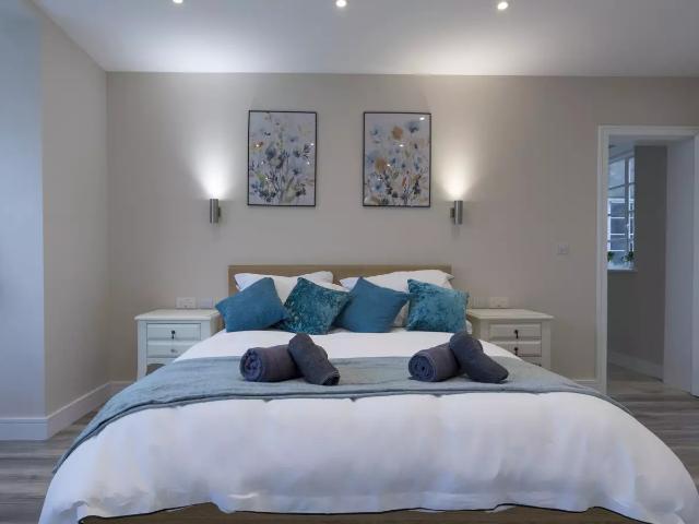 Apartment at Willesden Lane, Greater London