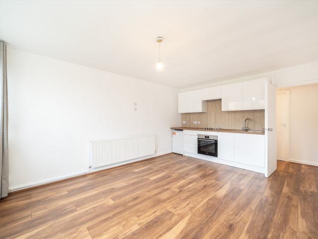 Apartment at Willesden Lane, Greater London