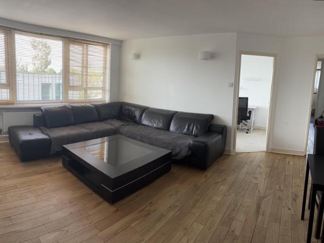 Apartment at Willesden Lane, Greater London