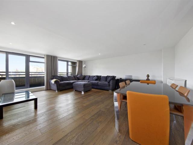 Apartment at William Road, Greater London