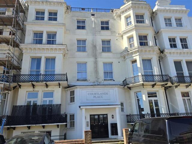 Apartment at Wilmington Gardens, Eastbourne