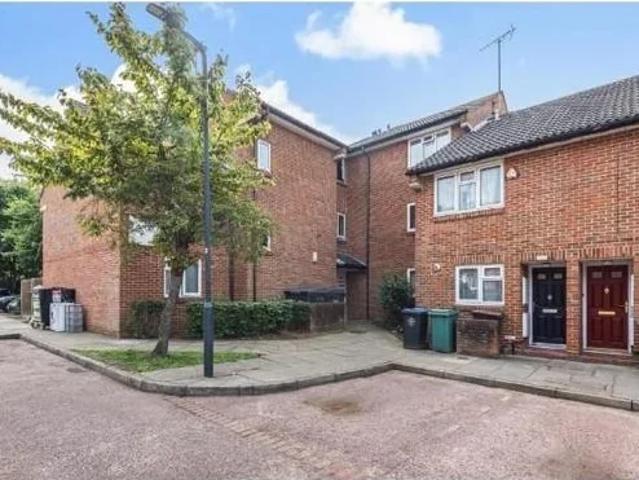 Apartment at Wilson Close, Greater London