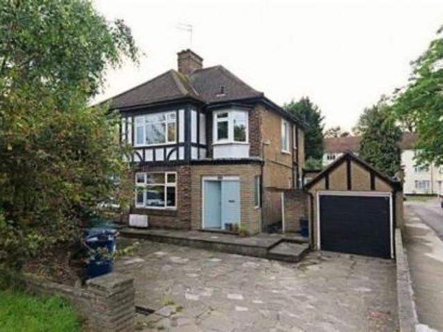 Apartment at Wilshaw Close, Greater London