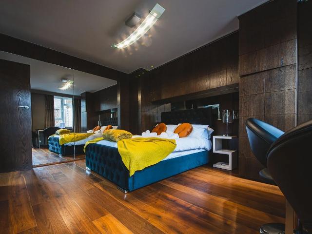 Apartment at Wilton Road, City of Westminster
