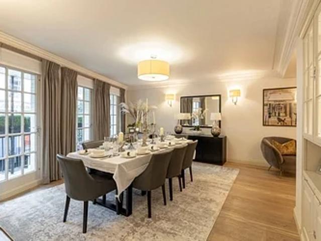Apartment at Wilton Row, City of Westminster