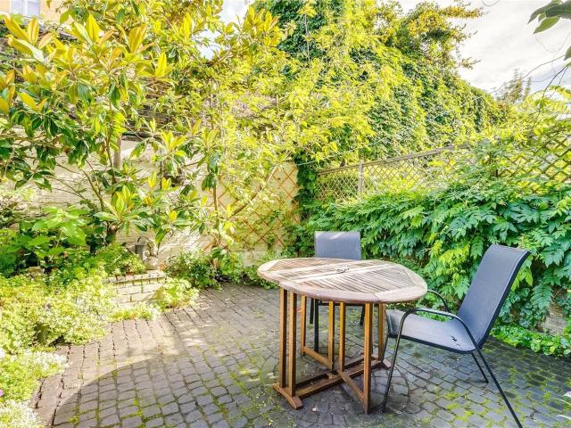 Apartment at Wilton Square, Greater London