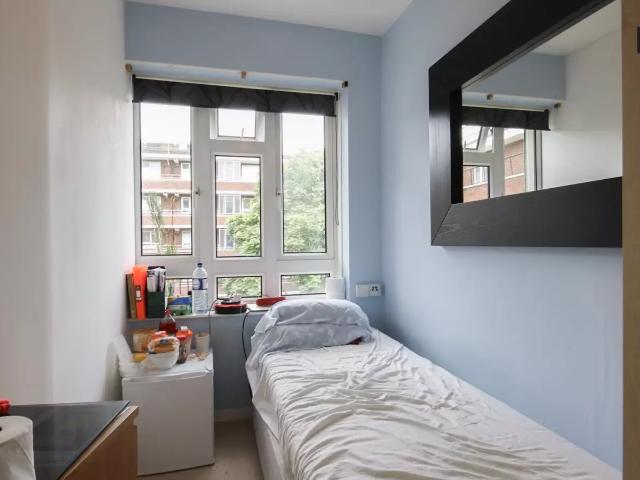 Apartment at Wiltshire Close, Greater London
