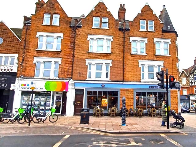 Apartment at Wimbledon Park Road, Greater London