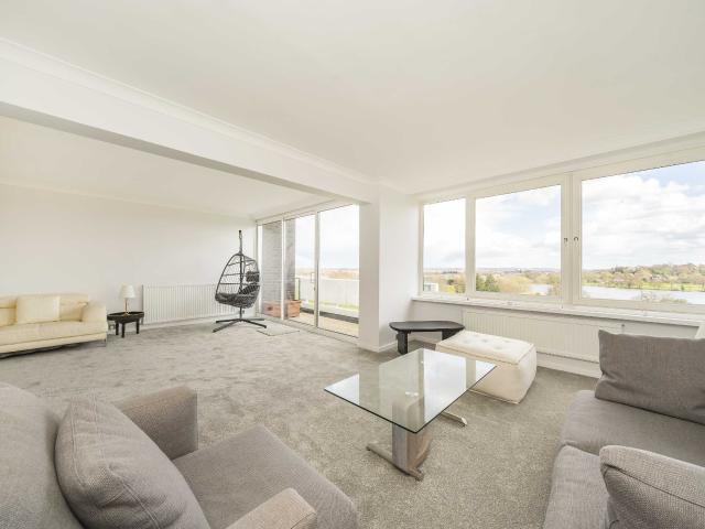 Apartment at Wimbledon Park Road, Greater London