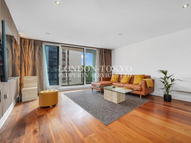 Apartment at Winchester Mews, Greater London