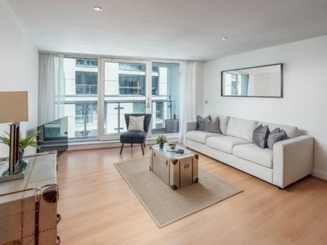 Apartment at Winchester Mews, Greater London