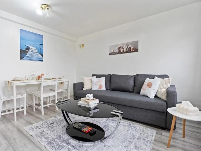 Apartment at Winans Walk, Greater London