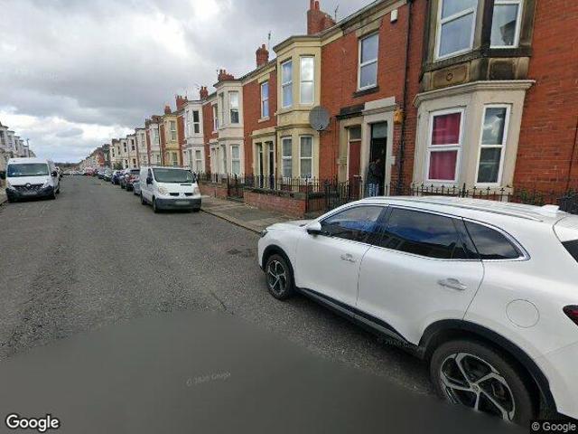 Apartment at Wingrove Avenue, Newcastle upon Tyne