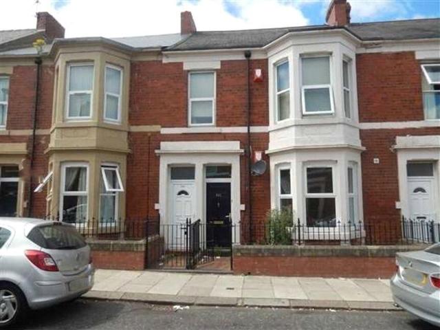 Apartment at Wingrove Avenue, Newcastle upon Tyne