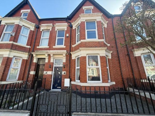 Apartment at Wingrove Road, Newcastle upon Tyne