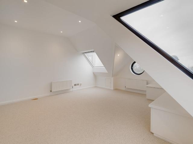 Apartment at Windmill Drive, Greater London
