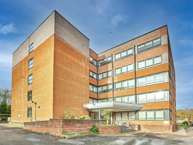 Apartment at Windmill Hill, Greater London