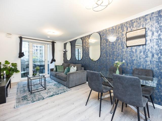 Apartment at Windmill Lane, Greater London