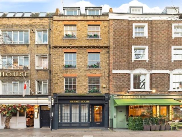 Apartment at Windmill Street, Greater London