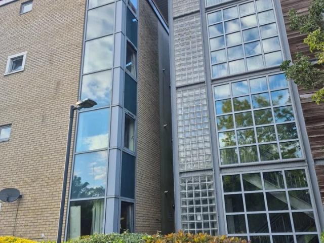 Apartment at Windmill Road, Slough