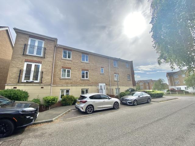 Apartment at Windermere Avenue, Purfleet on Thames