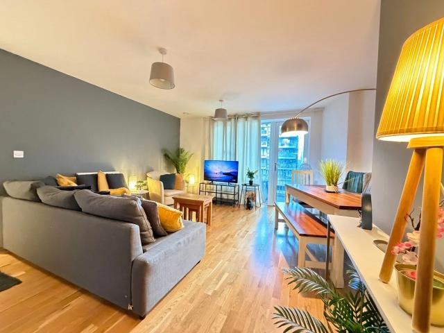 Apartment at Windsor Road, Slough