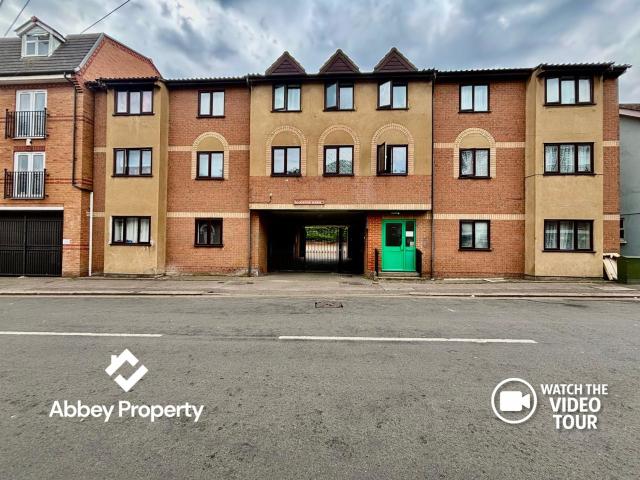 Apartment at Windsor Street, Luton
