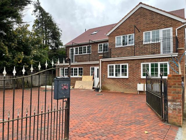 Apartment at Windward Close, Greater London