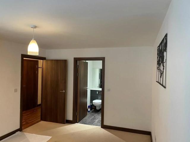 Apartment at Winter Green Drive, Greater London