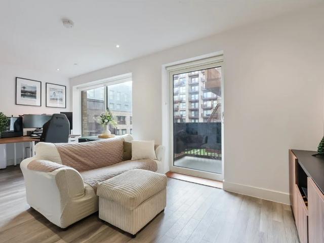 Apartment at Wray Avenue, Greater London