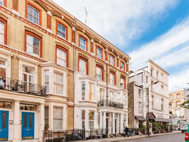 Apartment at Wrights Lane, Greater London