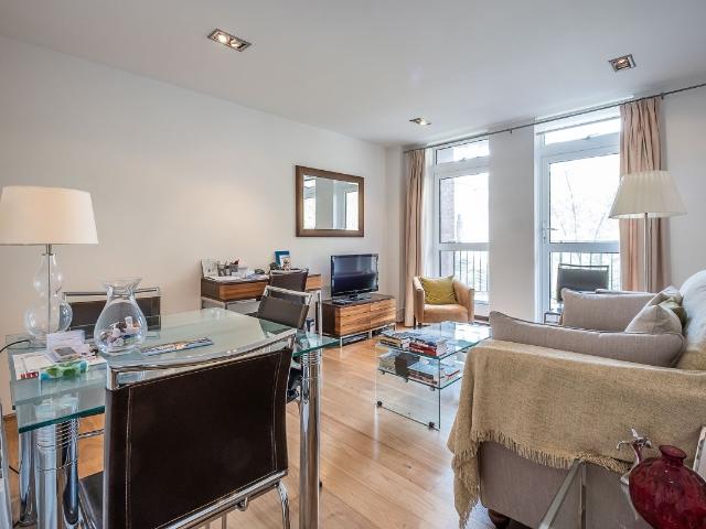 Apartment at Wrights Lane, Greater London
