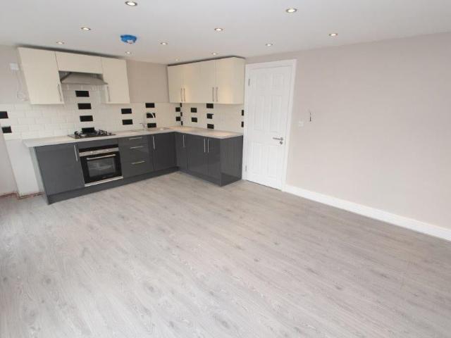 Apartment at Wrotham Road, Gravesham