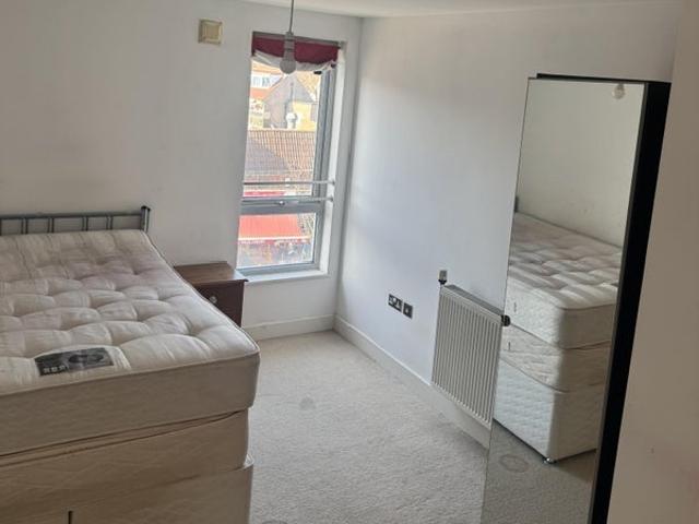 Apartment at Wyatt Court, Greater London