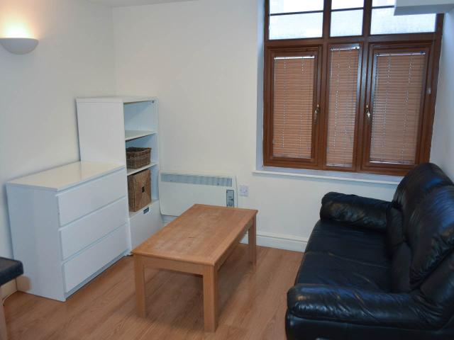 Apartment at Wyeverne Road, Cardiff
